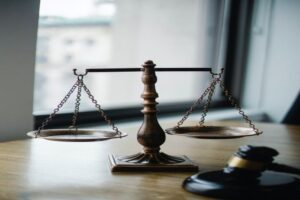 Πτώχευση Μικρού Αντικειμένου - Υπερχρεωμένα νοικοκυριά Δάνεια Συντάξεις ...